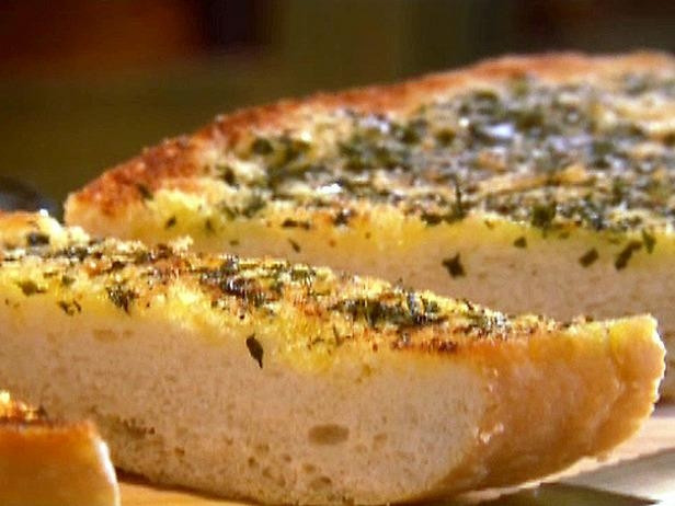 Garlic bread Recipe | Food Network UK