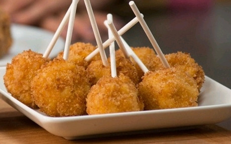 Mac and Cheese Pops Recipe | Food Network UK