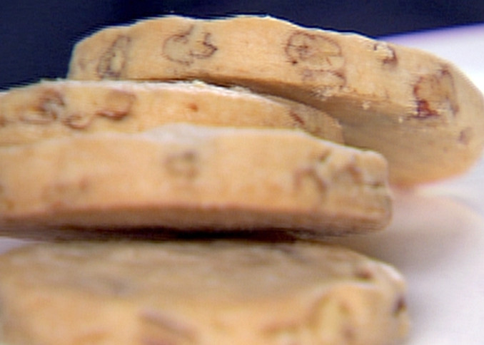 Pecan Shortbread Recipe | Food Network UK