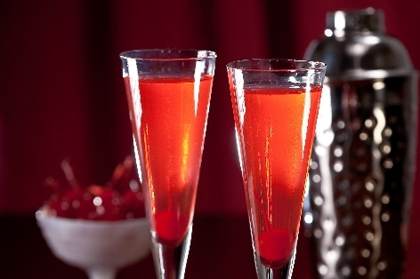 The Lover Cocktail: Valentine's Special Recipe | Food Network UK
